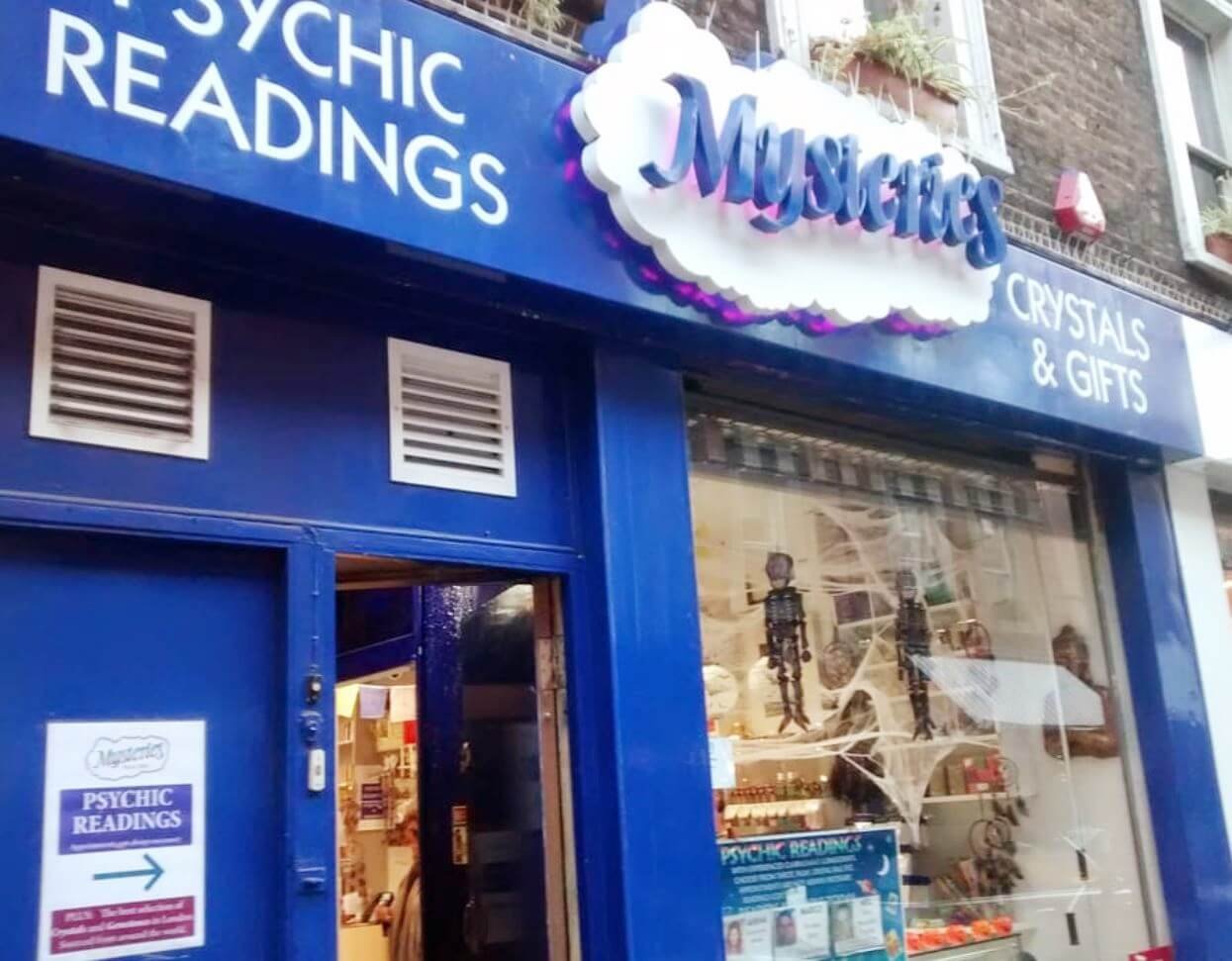 Best Crystal Shops in London • The Green Crystal