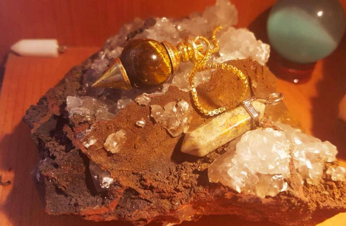 Best Crystal Shops In Philadelphia • The Green Crystal