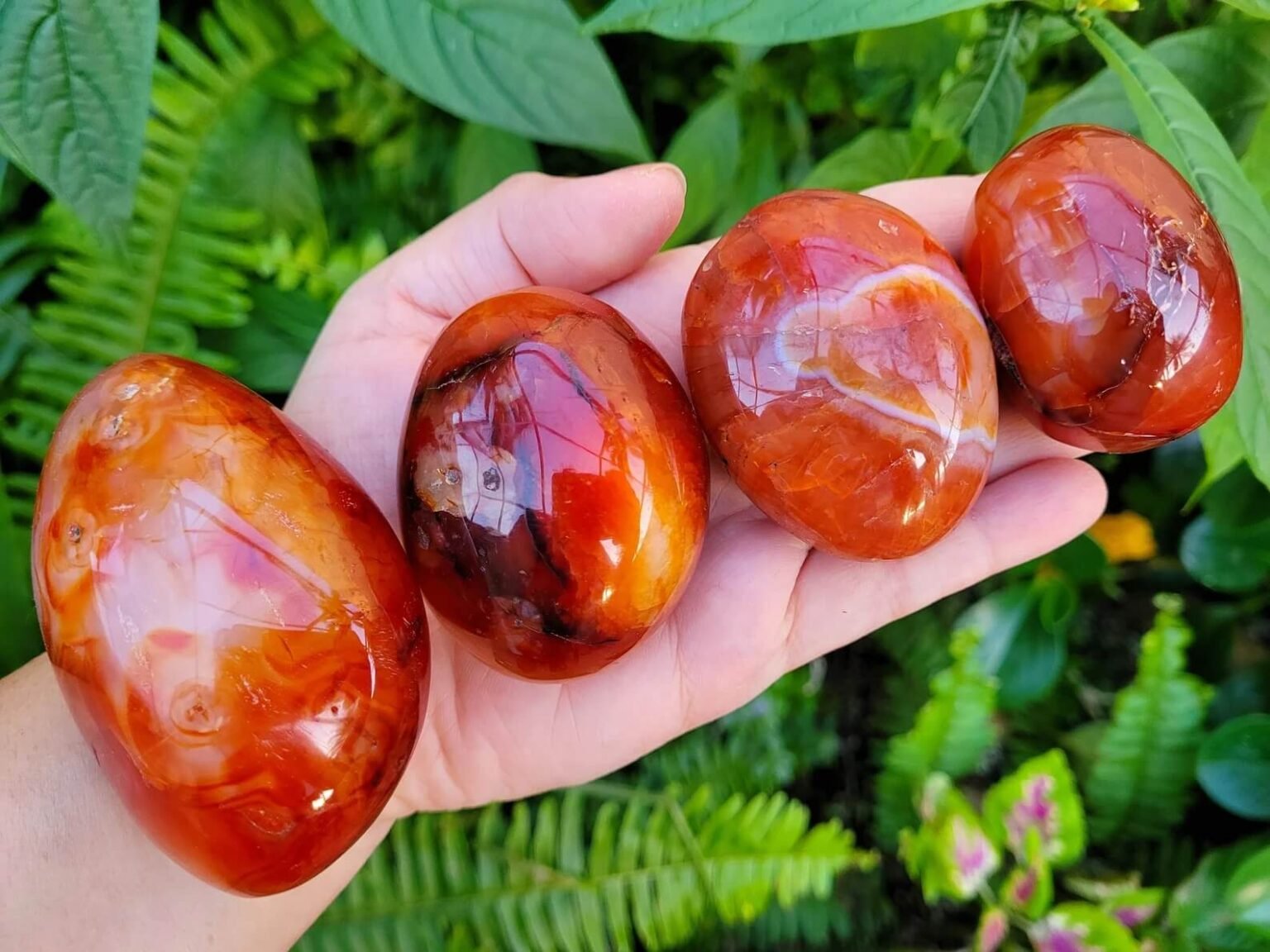 Carnelian Meaning Properties- 101 Guide 2023