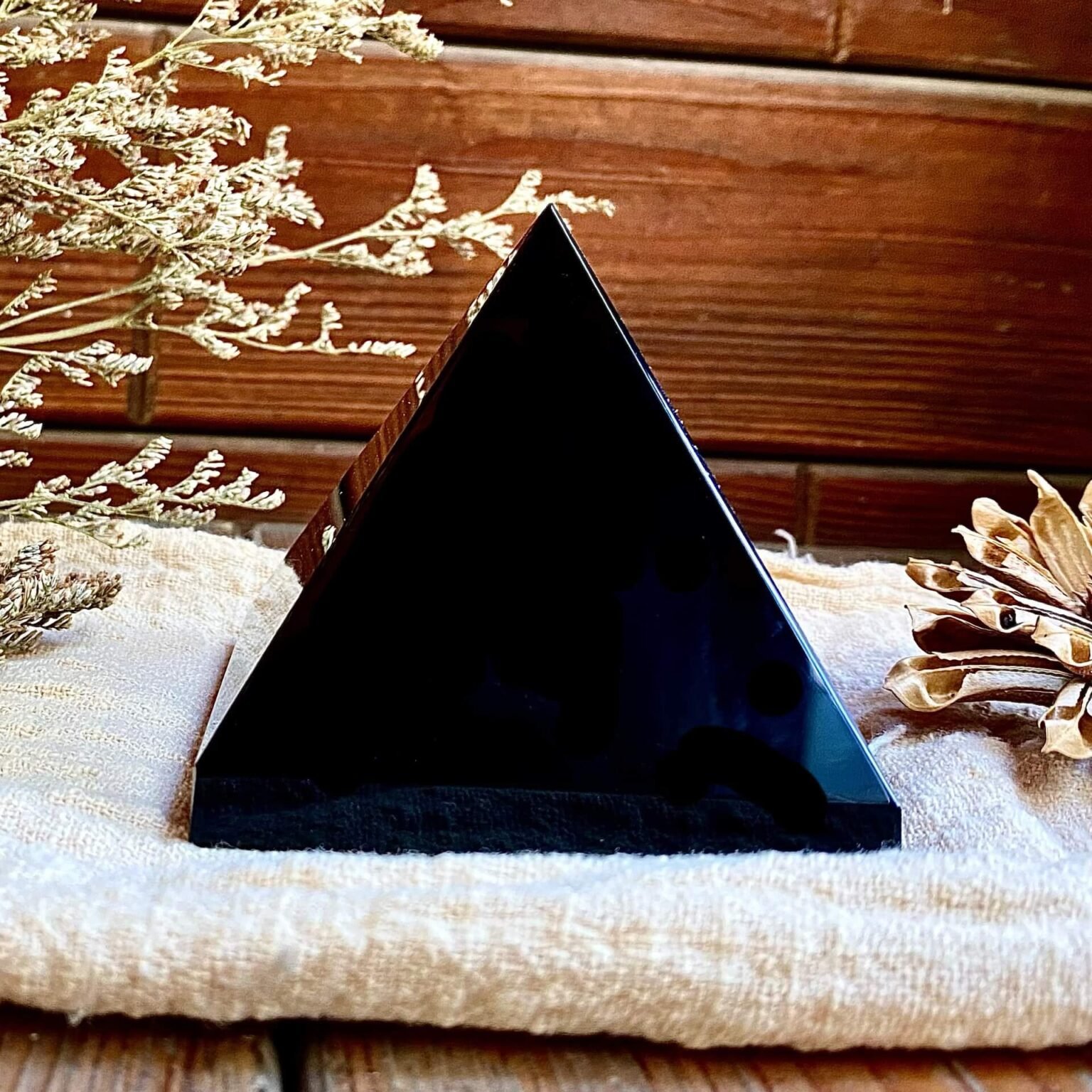 Elite Shungite Pyramid • The Green Crystal
